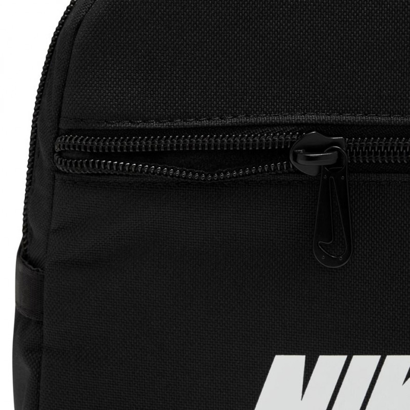 Plecak damski Nike Sportswear Futura 365 Mini 6L czarny CW9301 010 ...